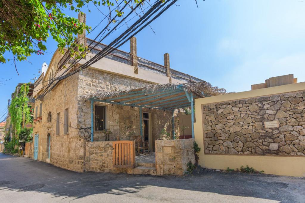 Beit Naim 2-BR Heritage House in Batroun, Batroûn (updated prices 2025)