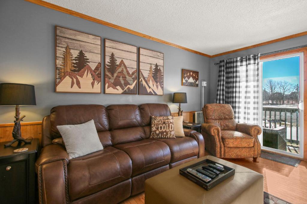 301 Pinnacle Inn Rd Unit 1113 by Carolina Stays, Beech Mountain ...