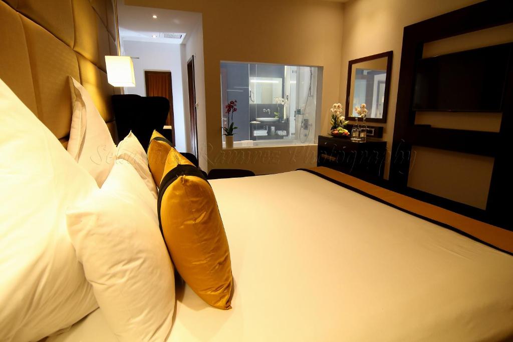 Montcalm Piccadilly Townhouse, London West End, London (updated prices ...