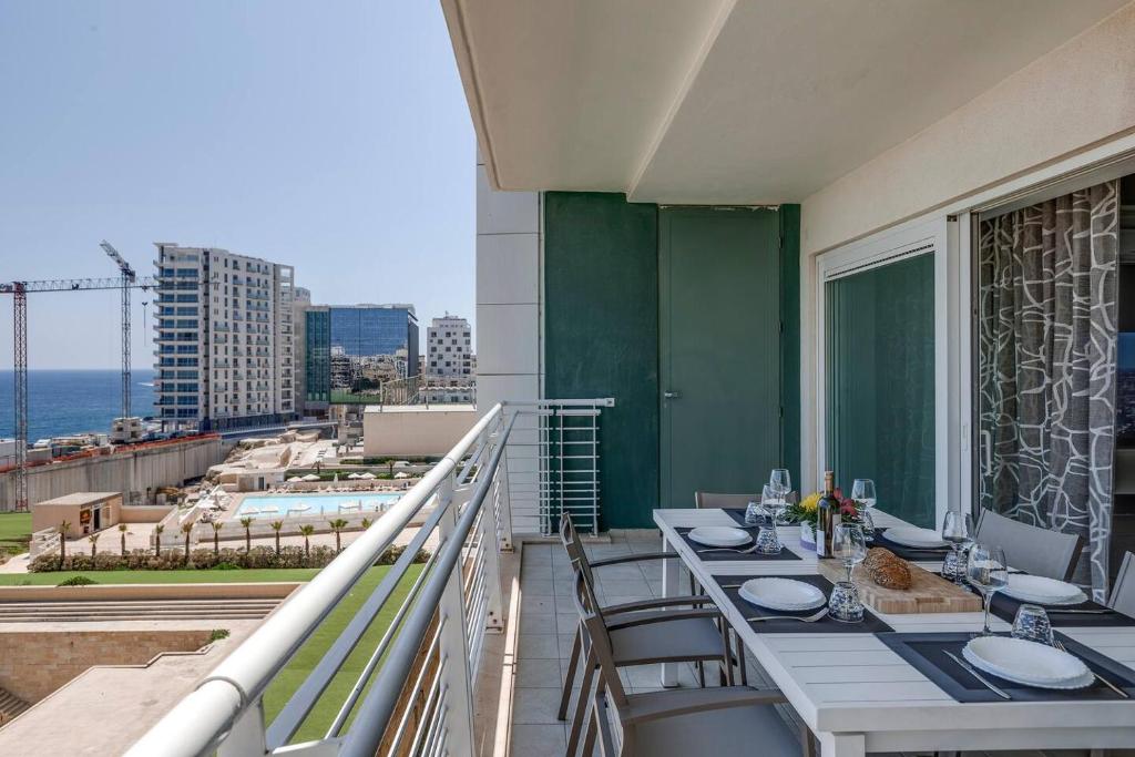 602 Sliema 3bed Seafront With Pool By Homely, Sliema (updated prices 2025)