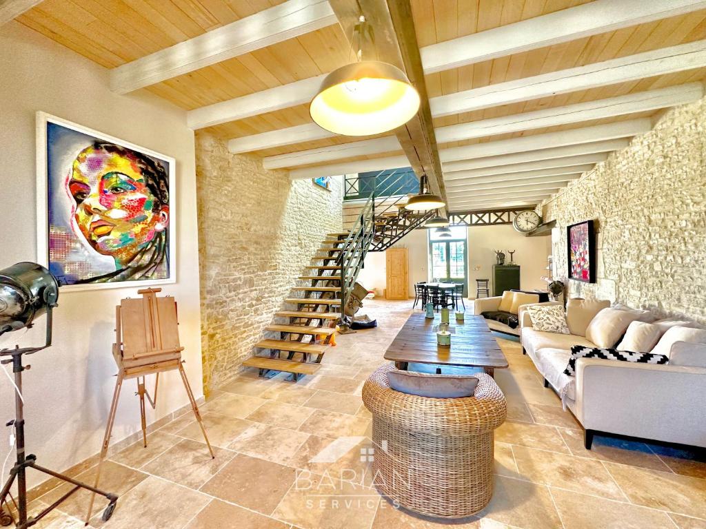 Le Domaine de Stian, Nuaillé-dʼAunis (updated prices 2026)