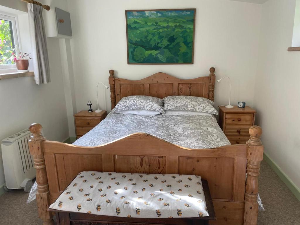 Honey House, Midhurst (updated prices 2026)