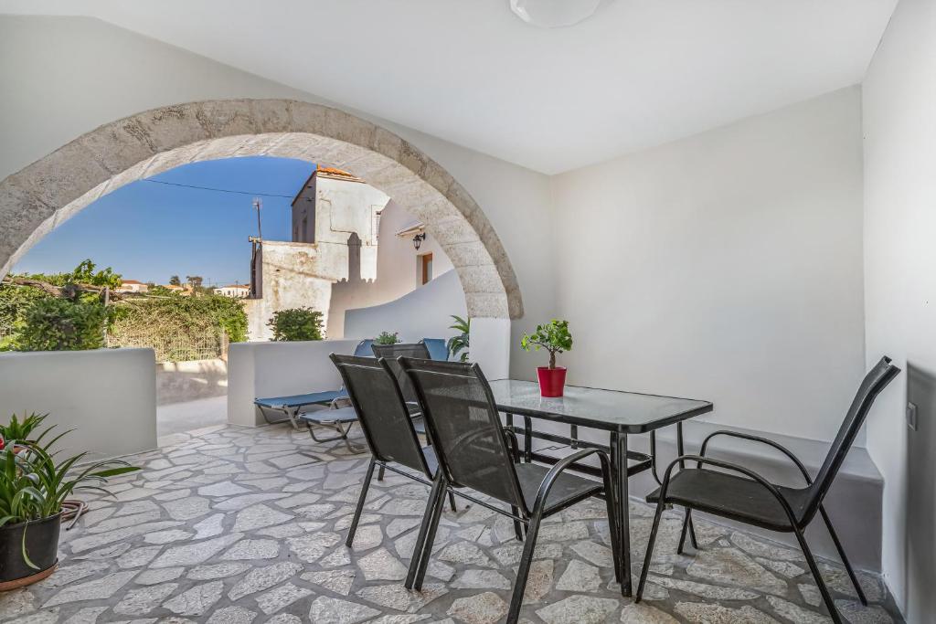 Angel’s apartment 1, Potamós (updated prices 2025)