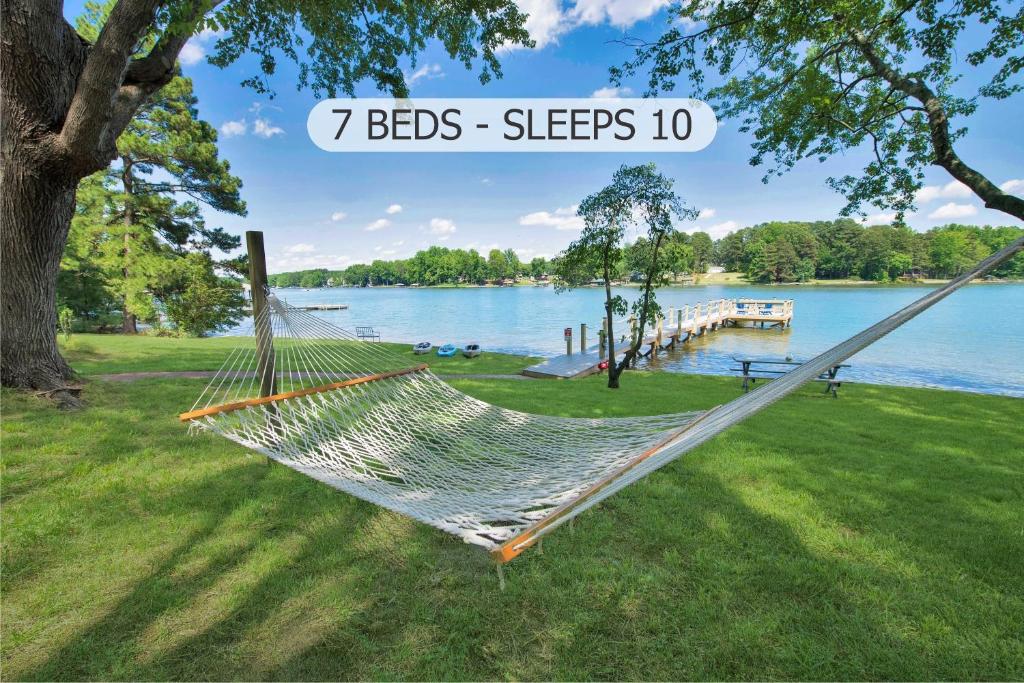 Summer STATus, Mooresville (precios actualizados 2025)