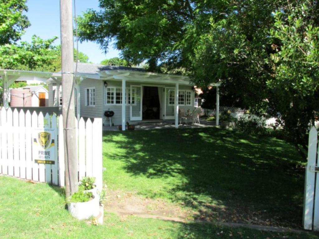 Deja Vu Cottage, Sedgefield (updated prices 2025)