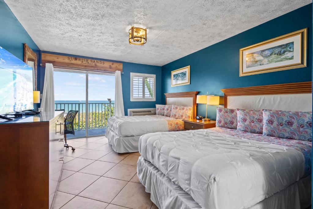 Ocean View Hotel Room with Balcony- 2 Full Beds #20, Fort Pierce ...