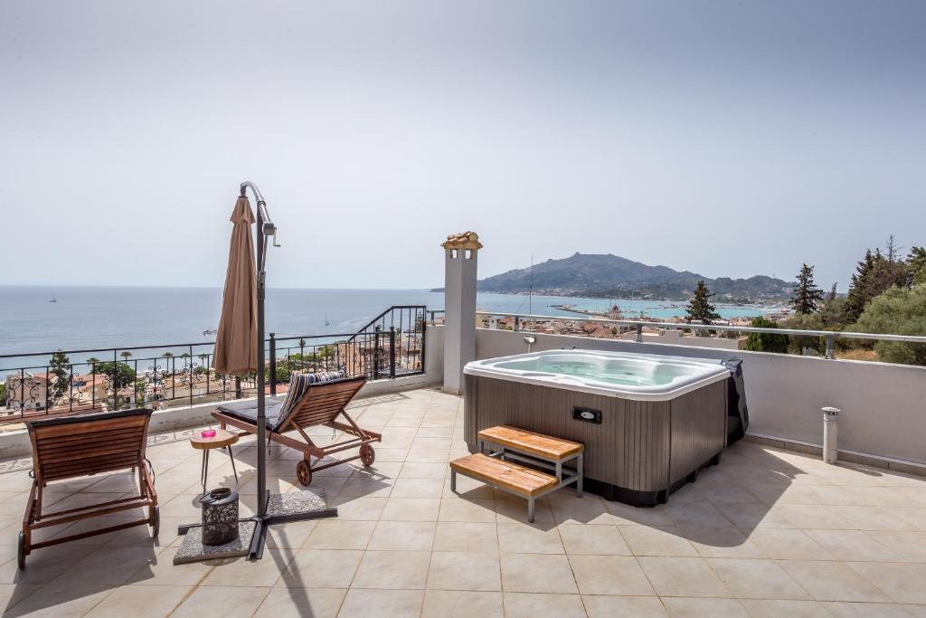 THREE GRACES filikon, Zákynthos by (prisene oppdatert 2025)