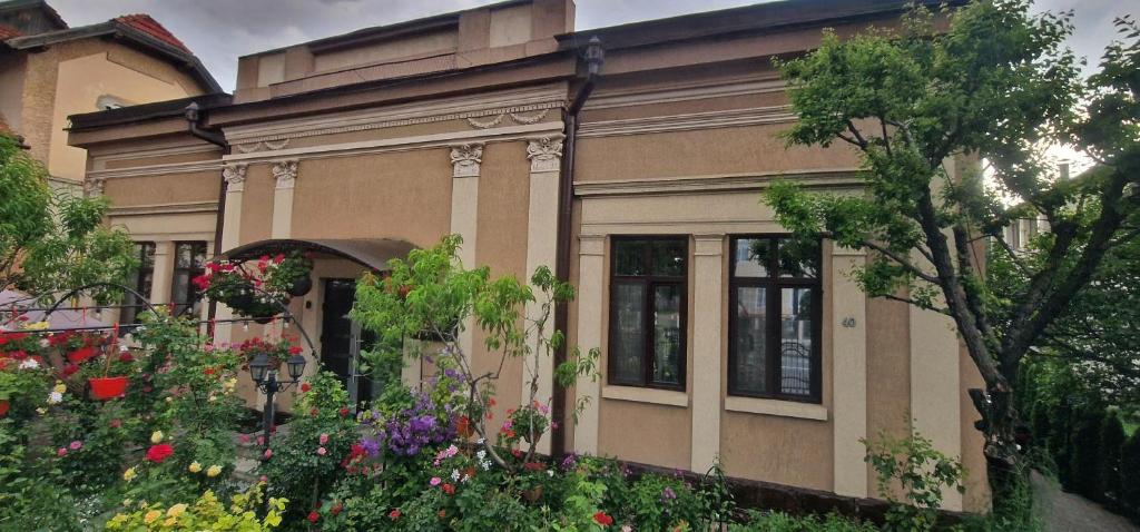 Casa Domnească Rarau, Câmpulung Moldovenesc (updated prices 2025)