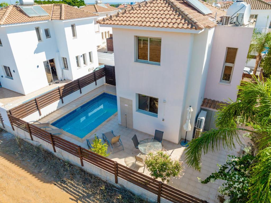 Villa TaMalDi side sea view - new renovated!, Paralimni (aktualisierte ...