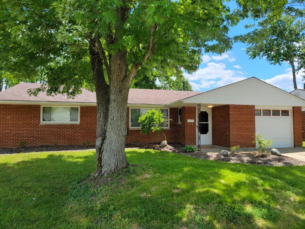 Charming Springboro house near historic downtown, Springboro (updated ...