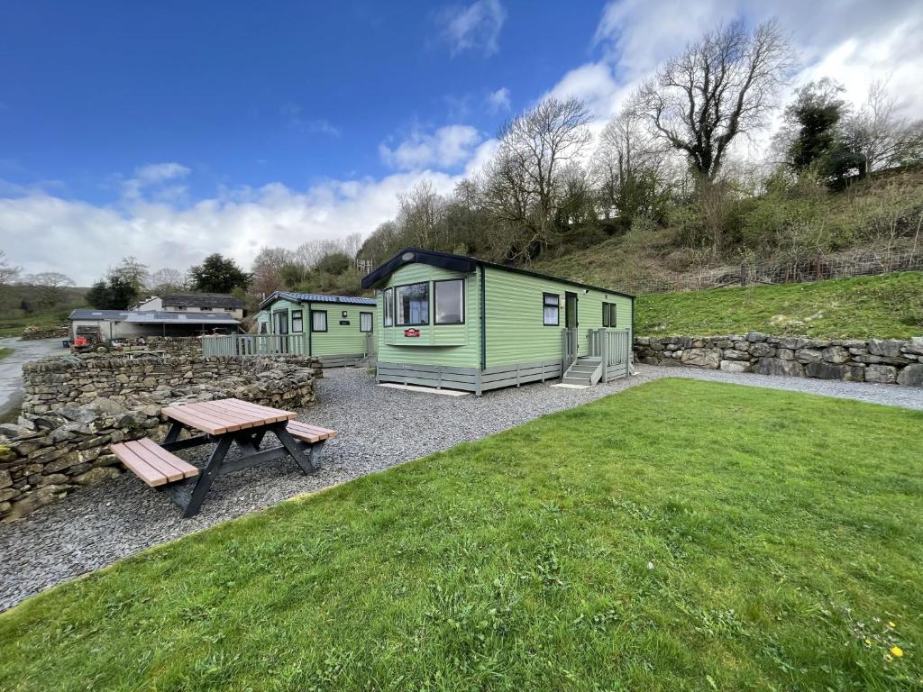 Spoon Hall - Oak, Coniston (updated prices 2025)