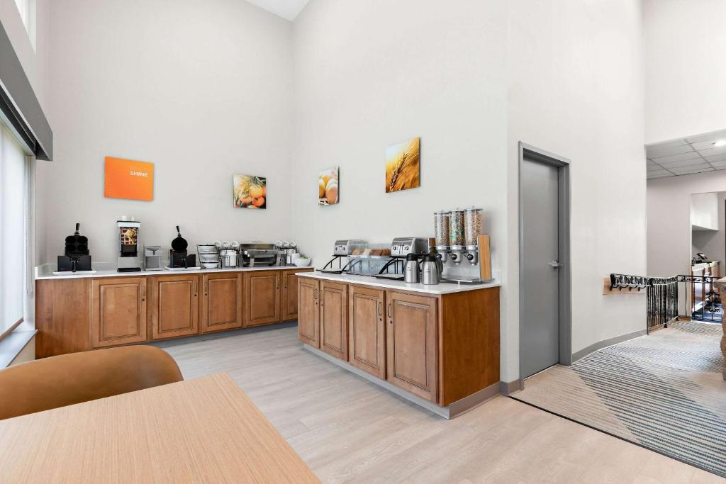 Comfort Inn Pocono Lakes Region, Lake Ariel (updated prices 2025)