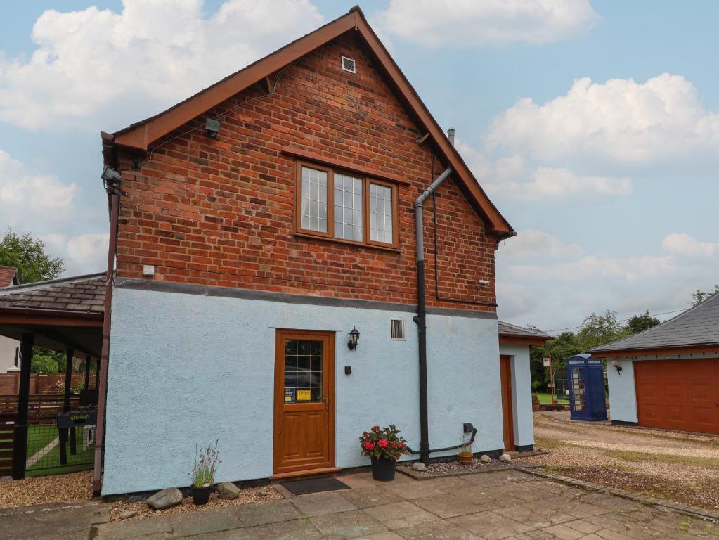 The Barn The Elms, Telford (updated prices 2026)