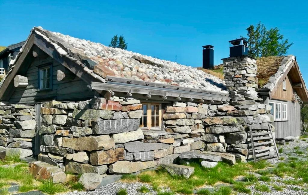 Rustic mountain cabin with modern interior, Flå (updated prices 2024)
