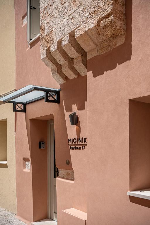 Monk Residence 27 - next to old Venetian Harbor, Chania Town (updated ...