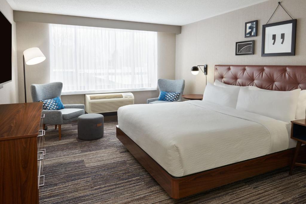 Four Points by Sheraton Point Edward Sarnia, Sarnia (updated prices 2025)