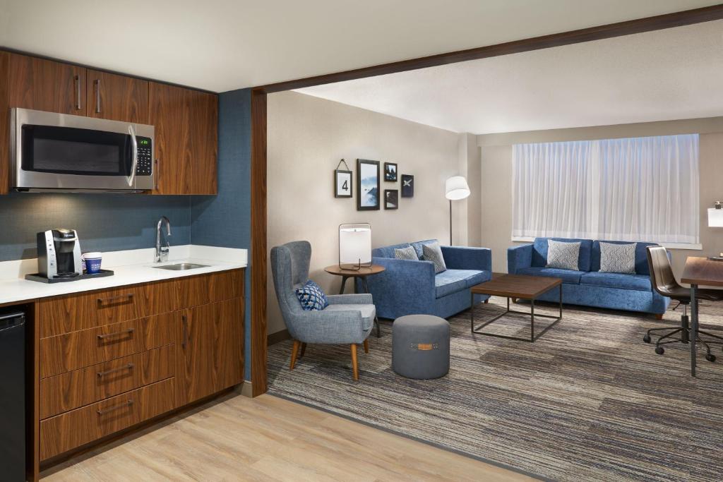 Four Points by Sheraton Point Edward Sarnia, Sarnia (updated prices 2025)
