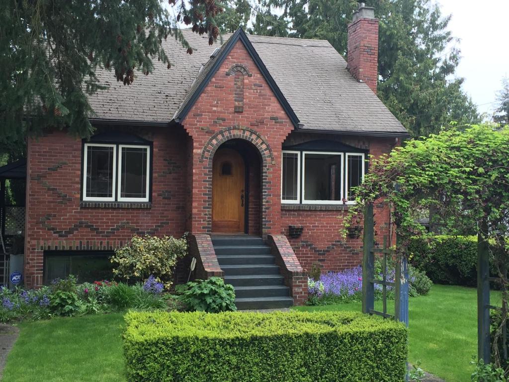 Seahurst Tudor, Burien (aktualisierte Preise für 2025)