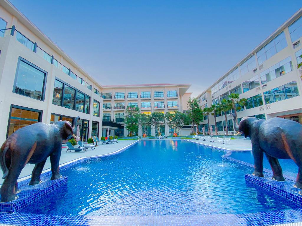 DongHu Resort Hotel, Sihanoukville – Updated 2024 Prices