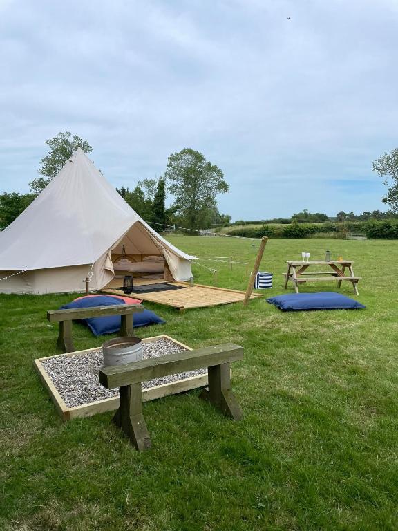 Woodland Glamping Retreat, Toppesfield (aktualisierte Preise für 2025)