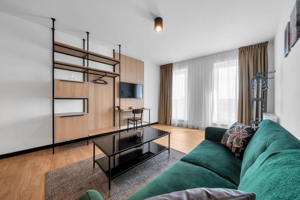 Warsaw Stadion - 50m2, Parking, City View - by Rentujemy, Warsaw ...