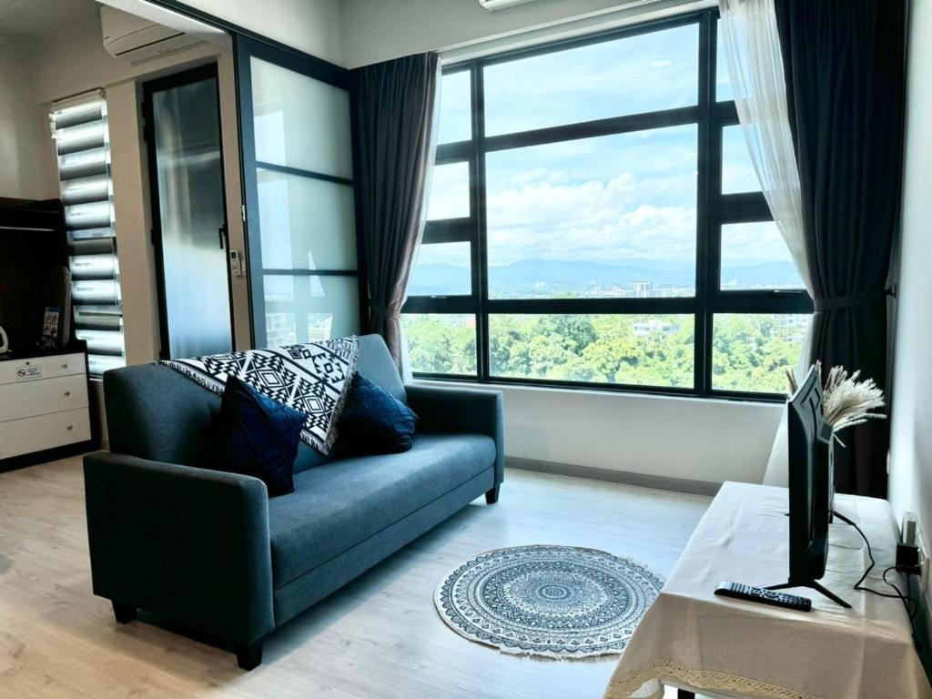 High Floor City View with Jesselton Quay Near Suria Sabah & Jesselton ...