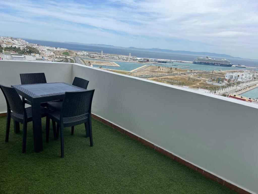 Vue Panoramique Sur La Mer-Centre Ville-Moderne, Tangier (updated ...