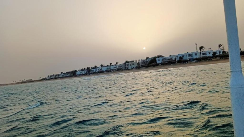 Royal Beach Resort - Ras sedr