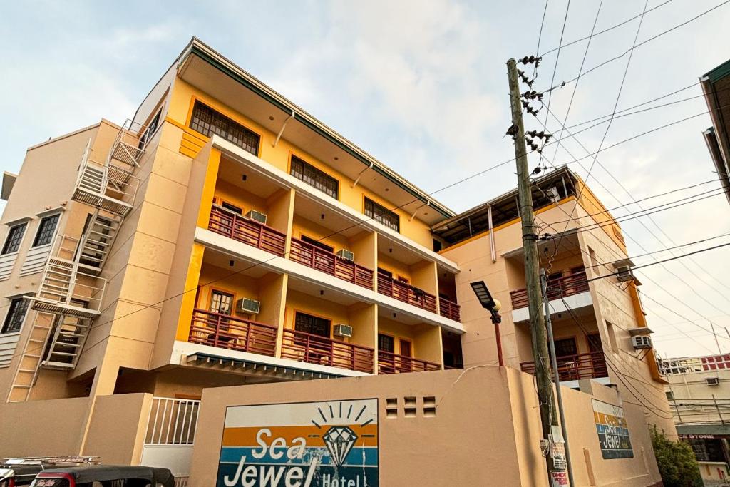 Sea Jewel Hotel Puerto Galera powered by Cocotel, Puerto Galera ...