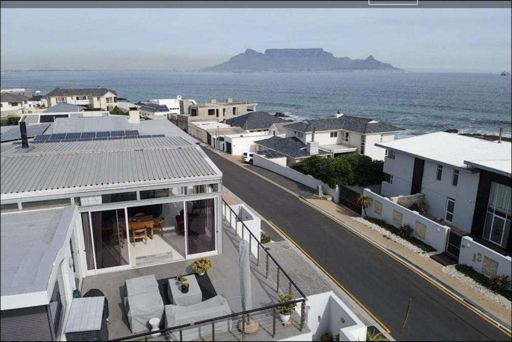 Ocean View Villa - Iconic Table Mountain and Ocean Views, Cape Town ...