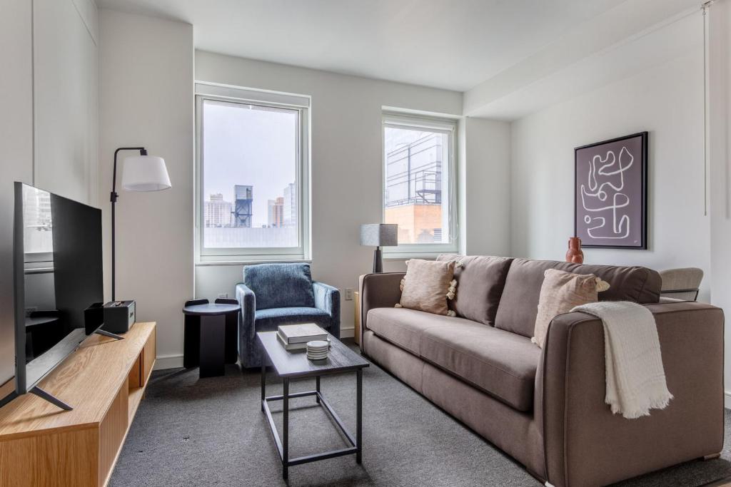 Blueground Midtown wd nr Times Sq park NYC-1425, New York (updated ...