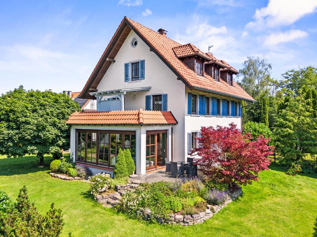 Ferien-Domizil Bodensee - 15 Personen Ferienhaus, Oberteuringen ...