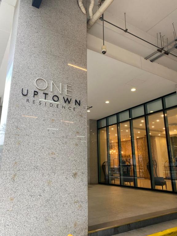1 BR Uptown BGC across Uptown Mall, Manila (updated prices 2026)
