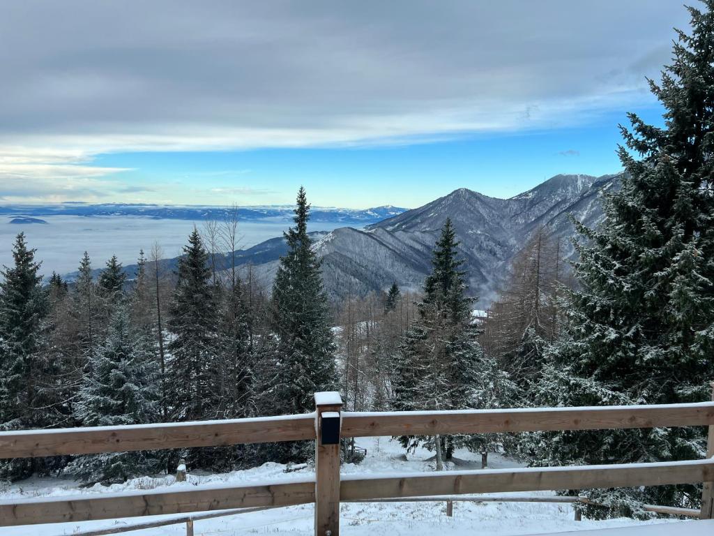 Luxury Chalet & Sauna Kati - Velika Planina - I Feel Alps, Stahovica ...