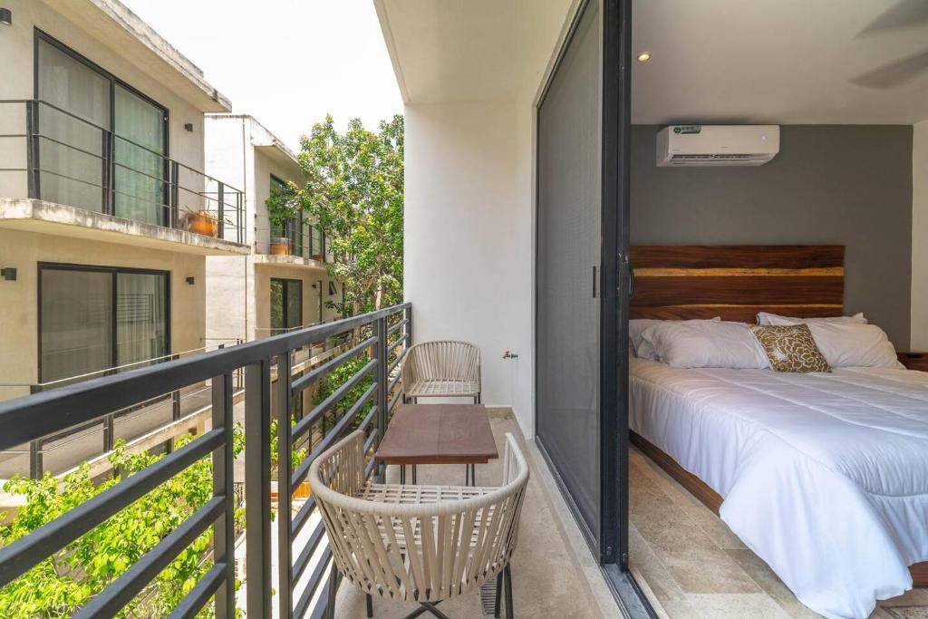 King Suite with Balcony, Gym and Rooftop Pool, Tulum (updated prices 2026)