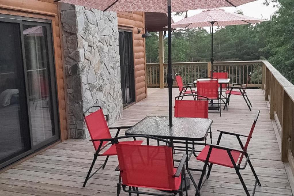 Peak-A-Boo, Lake Lure (updated prices 2026)