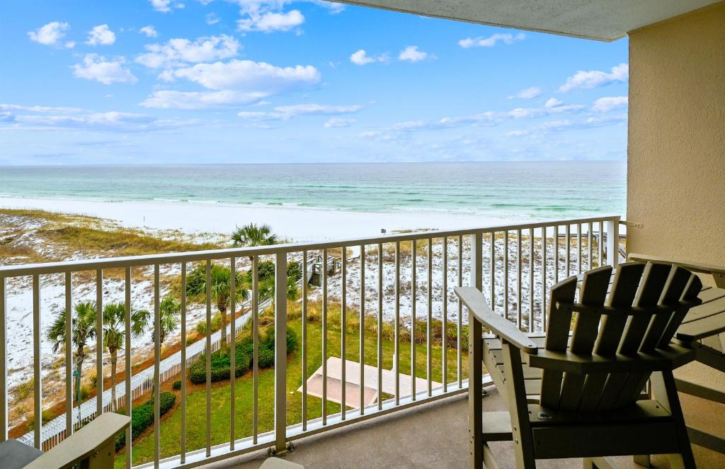 Destin on the Gulf 603-By Holiday Isle Properties, Destin – Prezzi ...