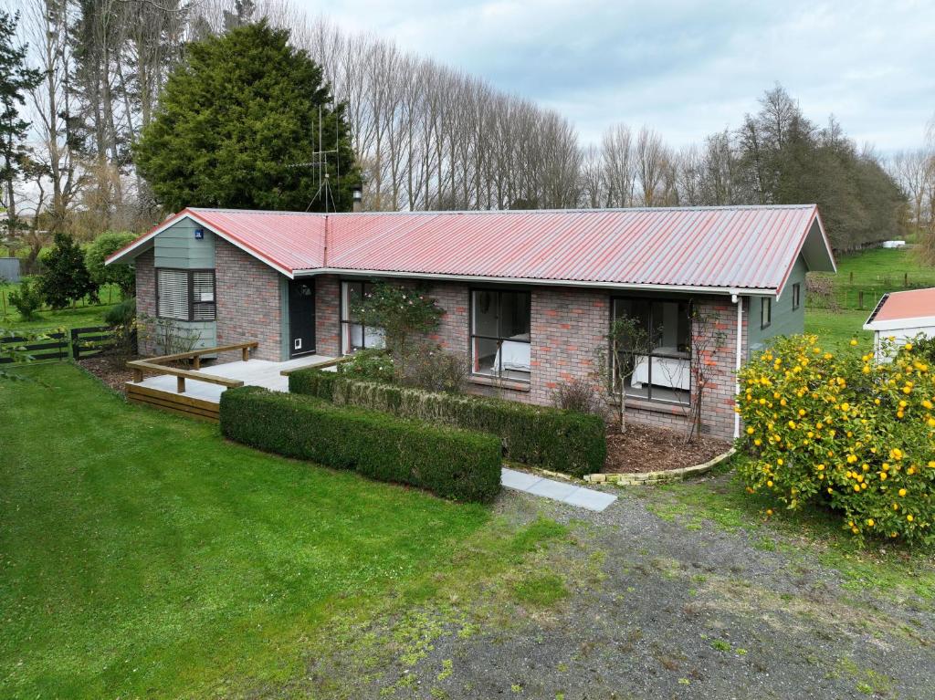 Narrows Hideaway - Bookahome, Rukuhia (updated prices 2026)