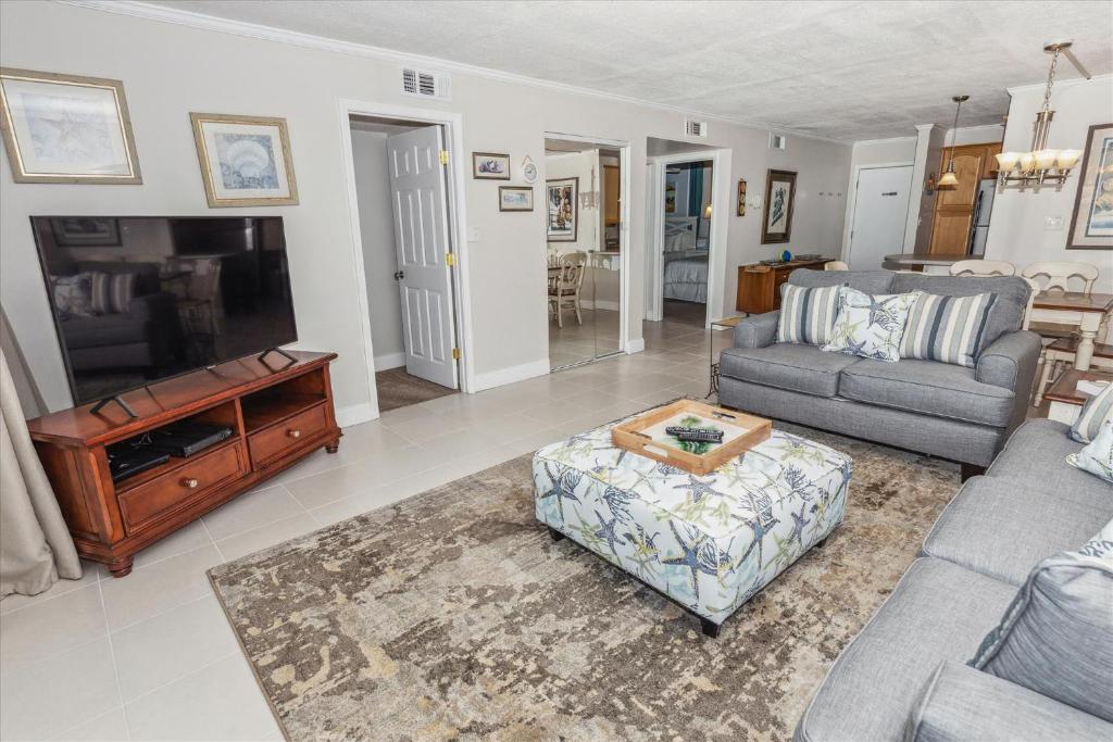 Dolphin Point 303A- by Holiday Isle Properties, Destin (precios ...