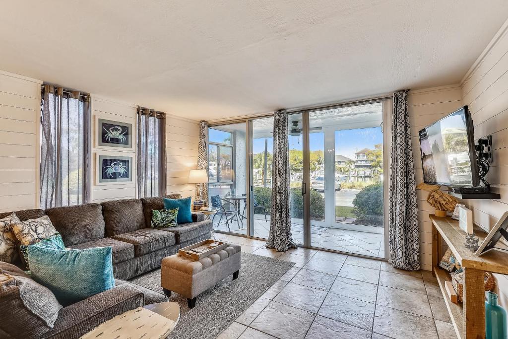 Dolphin Point 105C- by Holiday Isle Properties, Destin (preços ...