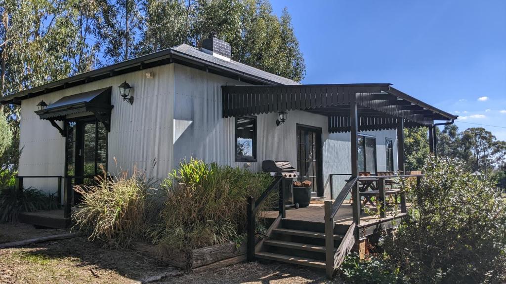 Whispering Moon Cottage, Orange (updated prices 2026)