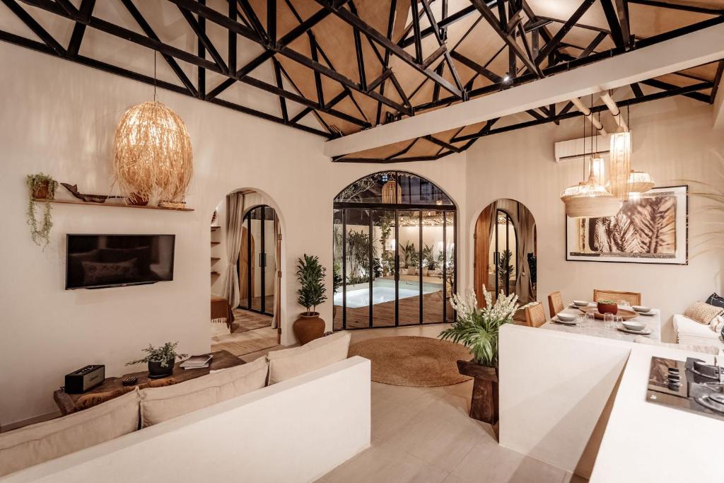 Cousto Cabana, Canggu (updated prices 2025)