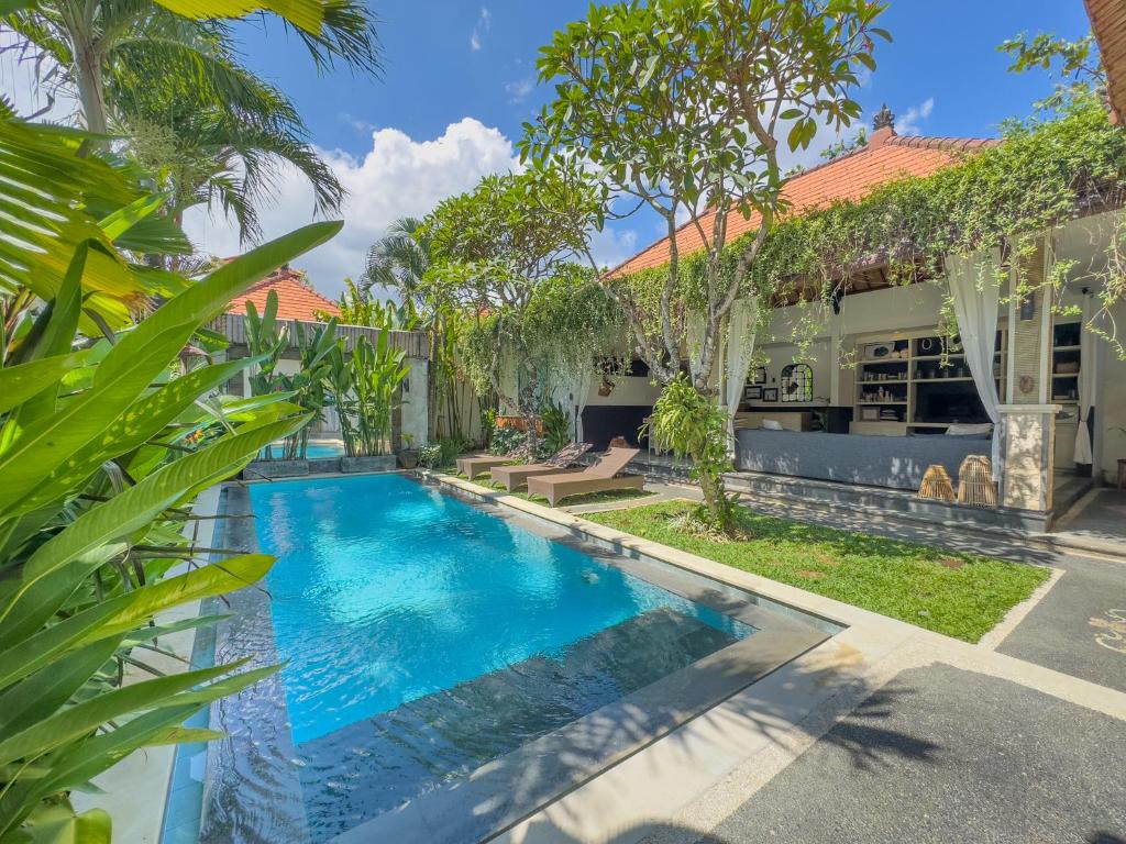 Umalas Retreat - FREE COOK up to 8 hours per day - 1 or 2 bedroom ...