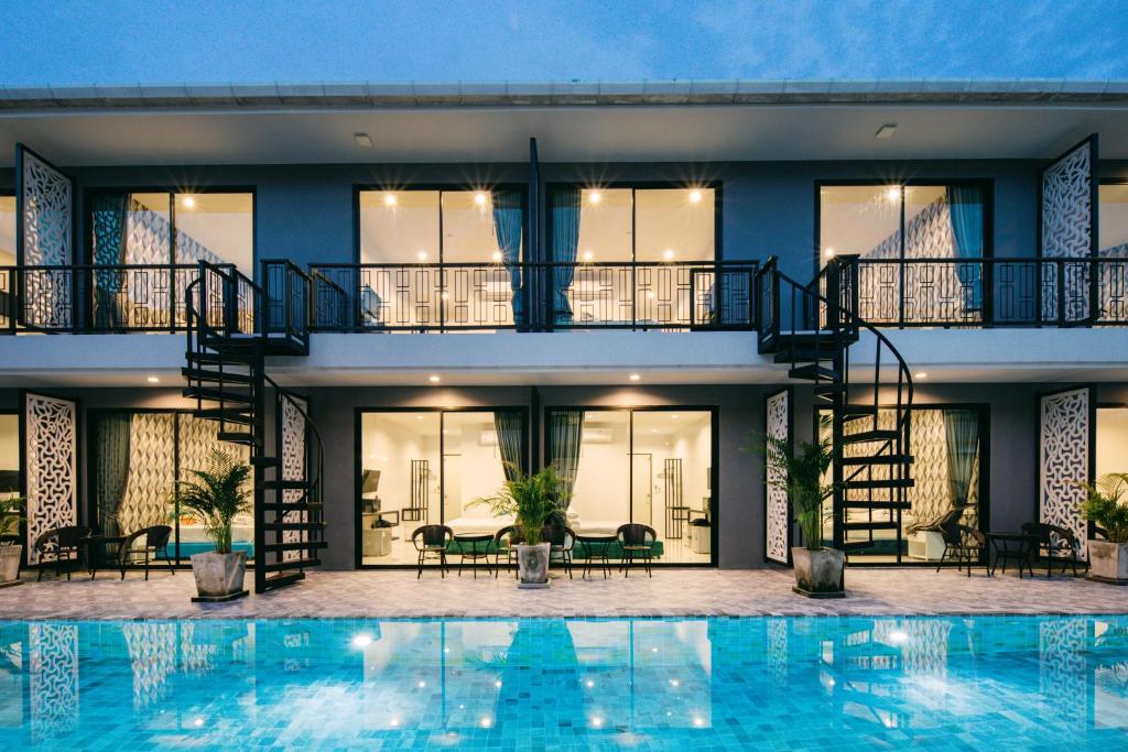Chanakarn Pool Access Rawai, Phuket Town (updated prices 2024)