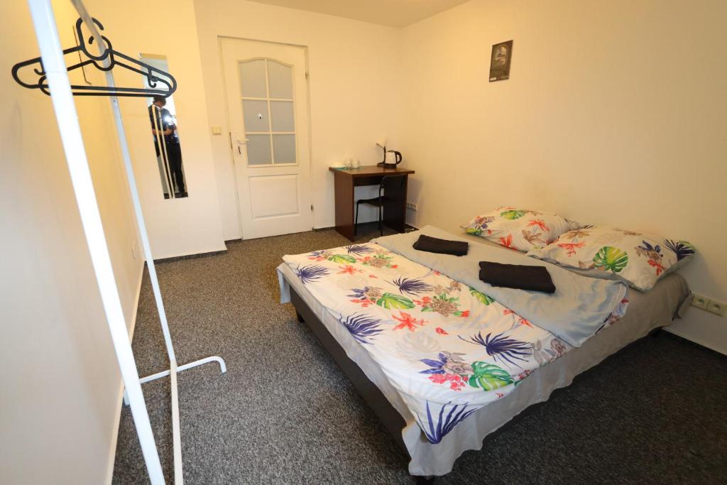 Fantastic Waw - NS42 Room F, Warsaw (updated prices 2025)