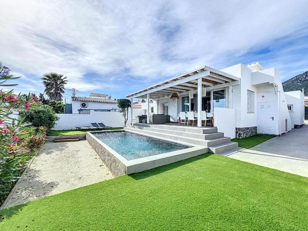 Osona 4 - Casa con piscina privada, Roses, Roses (tarifs actualisés, 2025)