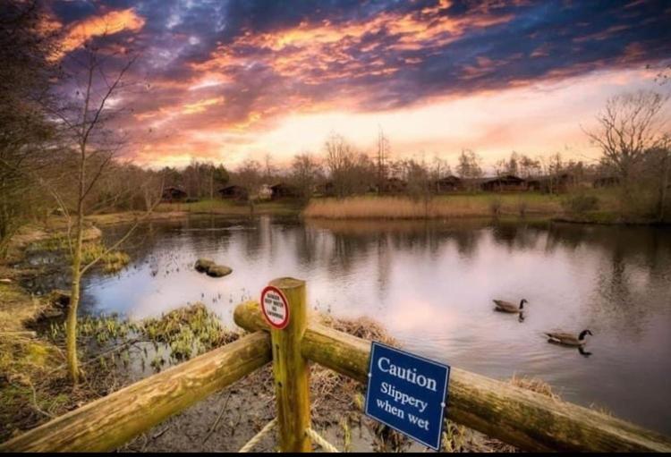 Hunter's Lodge Hot Tub Holiday, Northumberland, Felton (updated prices ...