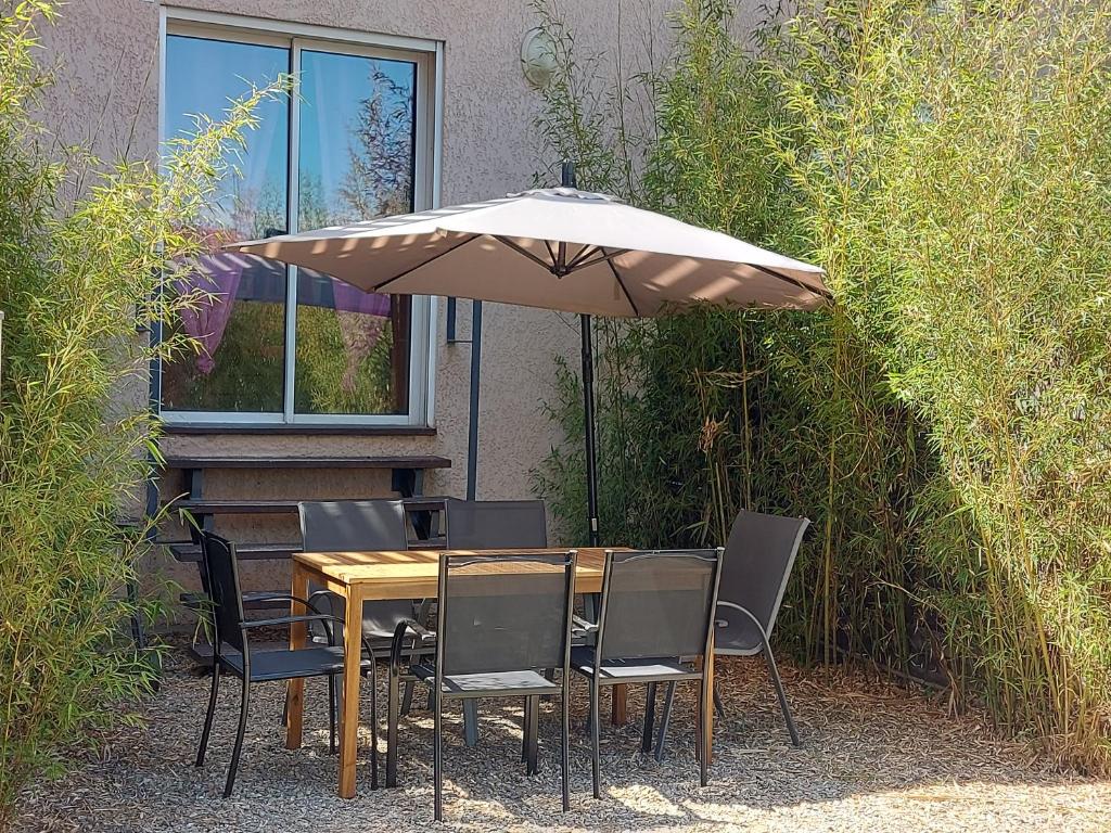 soleil catalan latour bas elne 65m2 2ch ok animaux 4 pers chéques vacances 2km mer, Latour-Bas ...