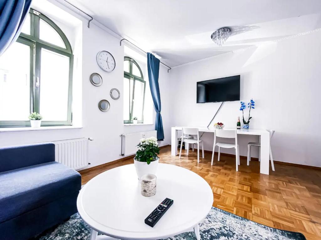 Levax Living - Stadion - Clarapark - 54qm, Leipzig (precios ...