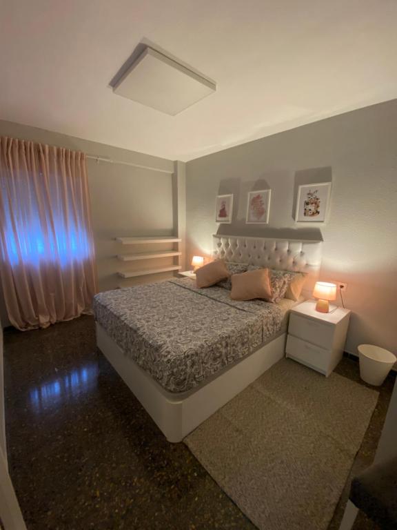 Alice, Valencia (updated prices 2025)